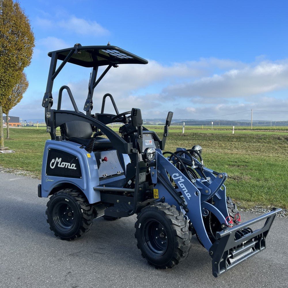 MONA electric farm loader with lithium-ion battery & all-wheel drive ...